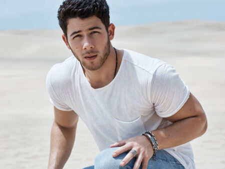 Top 10 Best Male Singers Today in 2025 from Pop Industry - MusicsStar