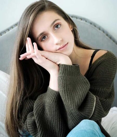 30 Famous Canadian Singers in 2025 - MusicsStar