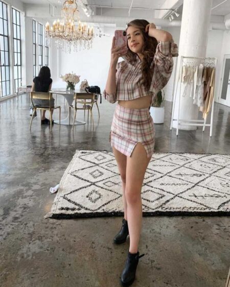 60 Pokimane Hottest Pics that Look Sexy Streamer - MusicsStar